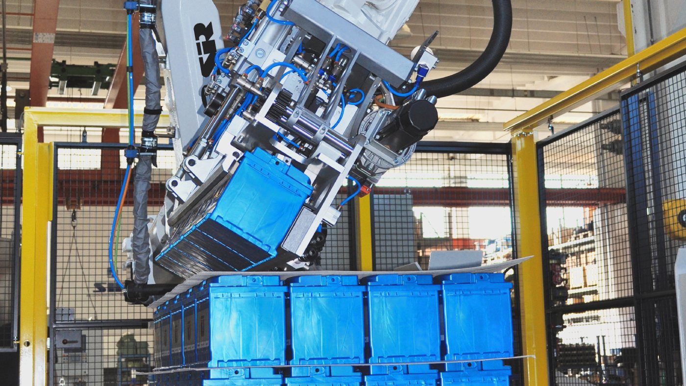 PALLETIZING - AUTOMOTIVE | Sir Robotics